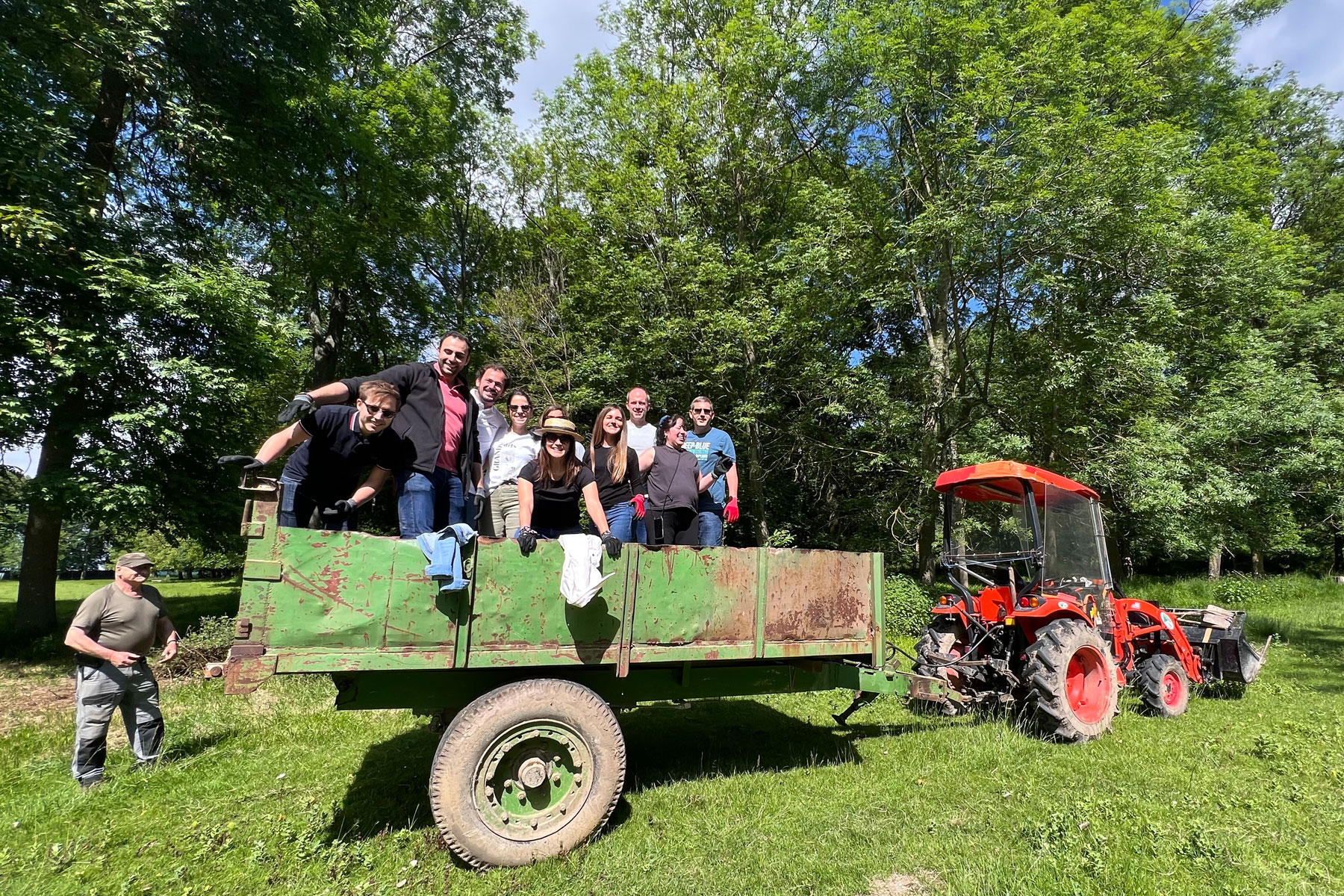 INTERNATIONALES MEETING eMU LEADERSHOP FRANKREICH - Division4